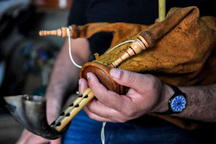 Mezoued: Instrument emblématique de la Tunisie - Ijeni